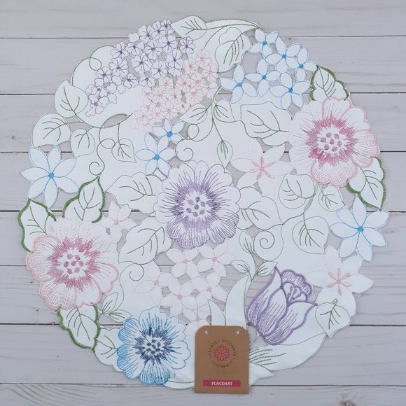 Dining | Cutout Centerpiece Placemat 16 In Spring Floral Flowers ...
